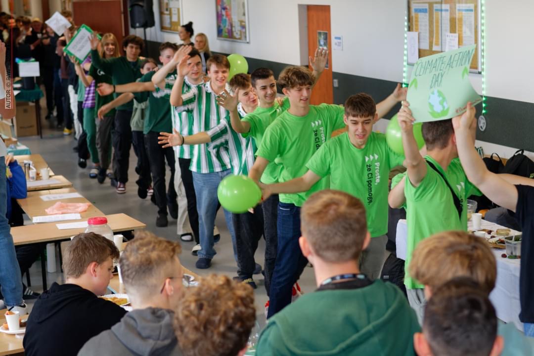 Empowering Environmental Change: Zespół Szkół Elektronicznych's Climate ...